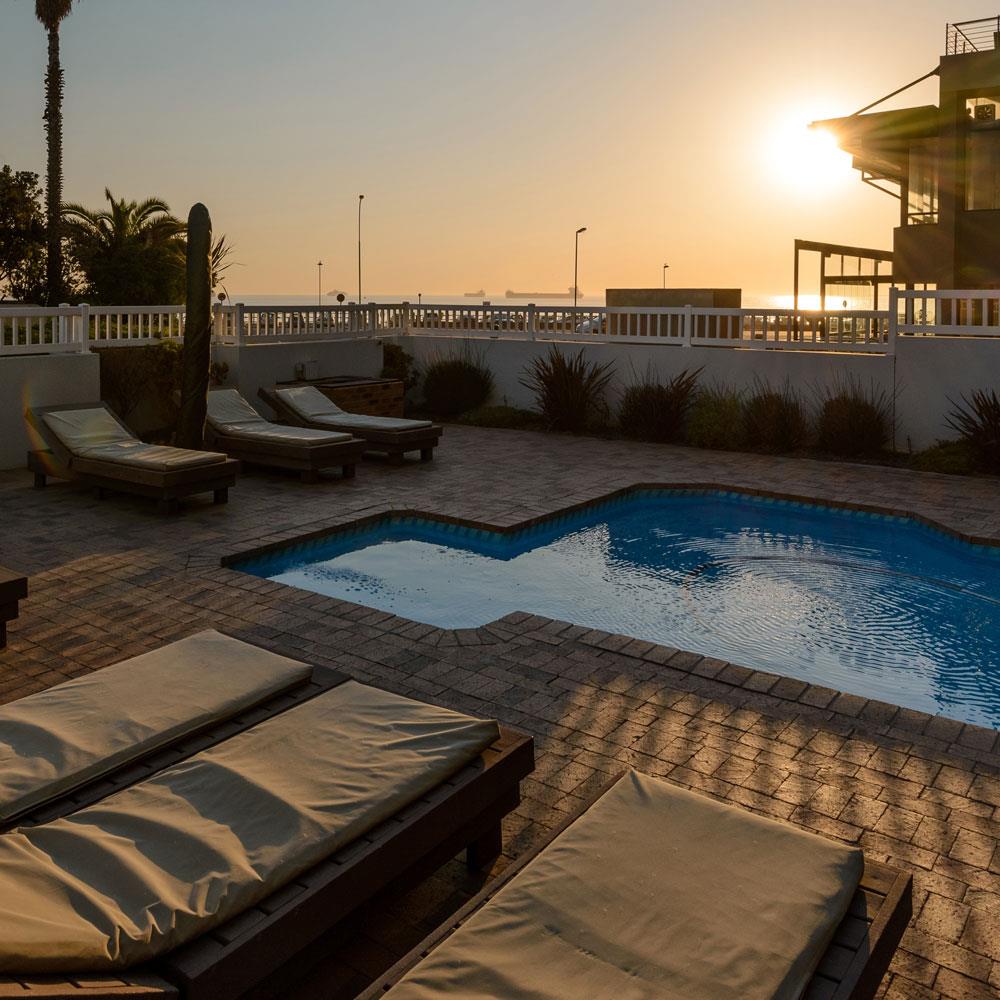 Tableview Cabanas (Holiday Club) in Cape Town, WC